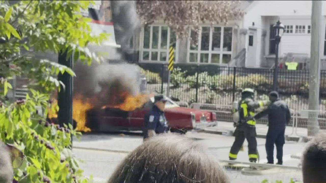 Car engulfed in flames at Atlanta Pride Parade - YouTube