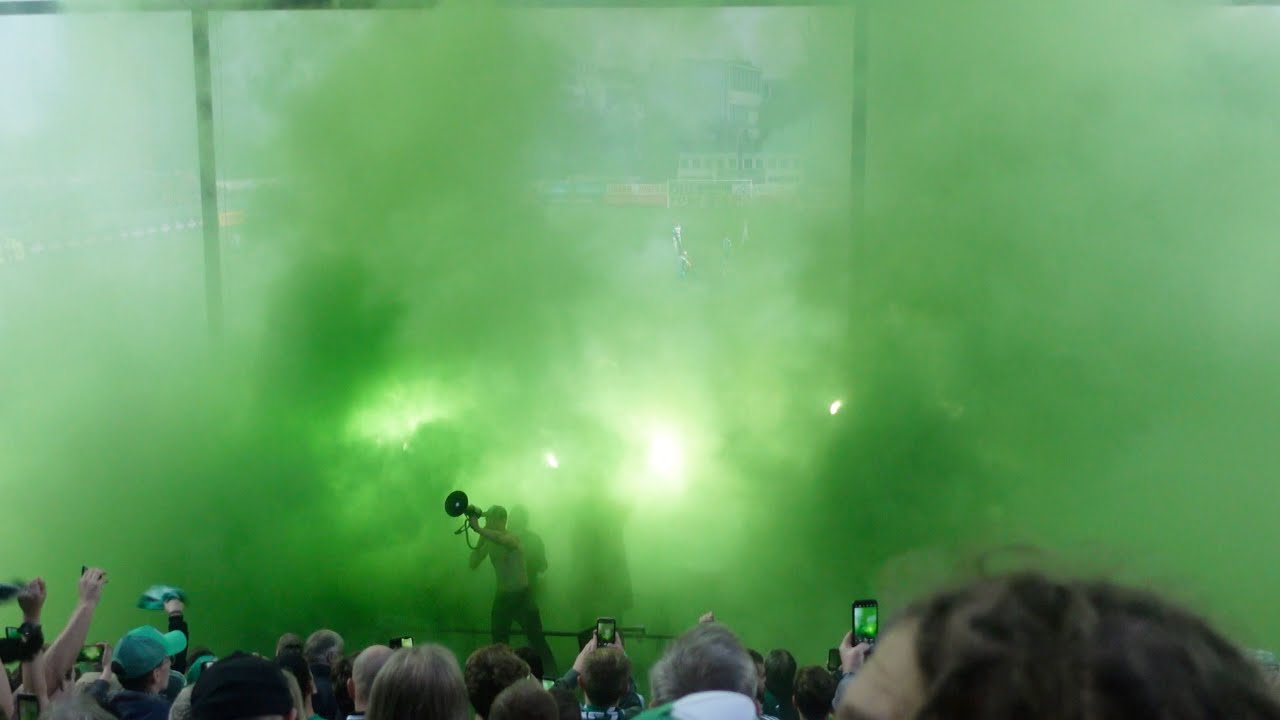 Bohemians 1905 Pyro show ! - YouTube