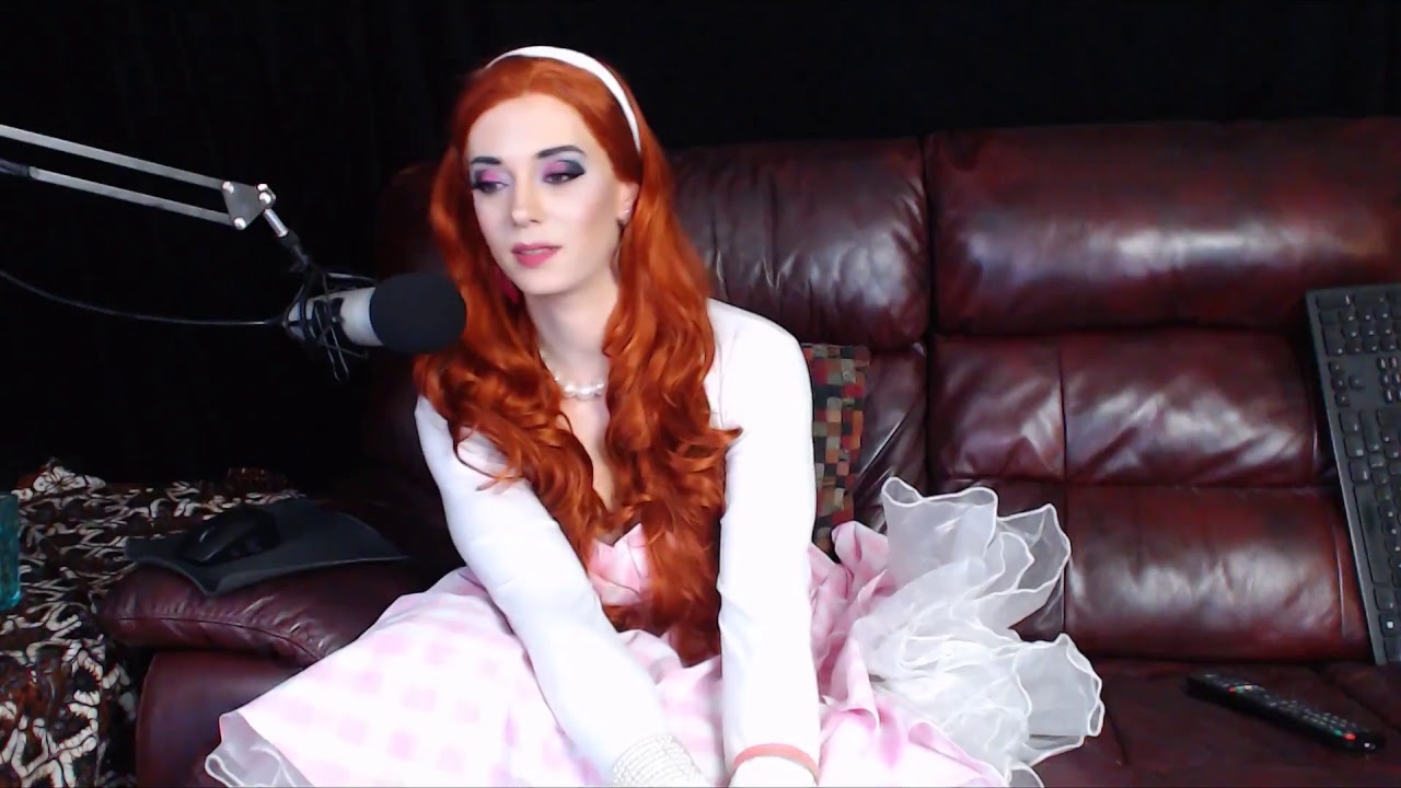 It's Nikki Nicole's Hangout Stream! - YouTube