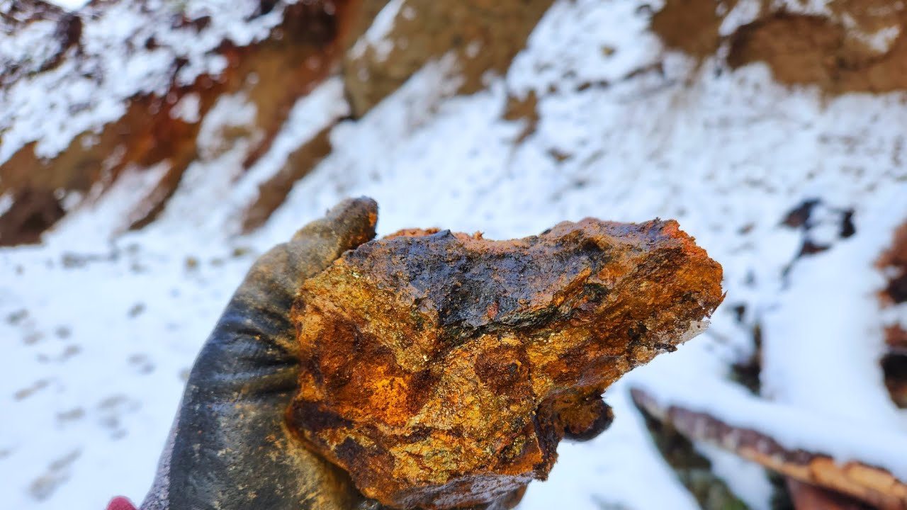 Deteriorated Bank Is Actually Outcrop With Copper Skarn! - YouTube