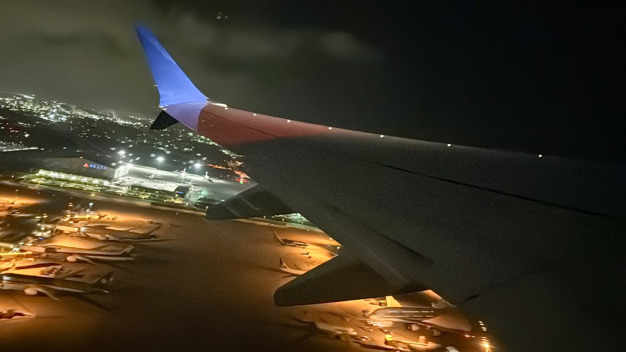 United Airlines B737 MAX 8 night takeoff from Los Angeles runway 24L ...