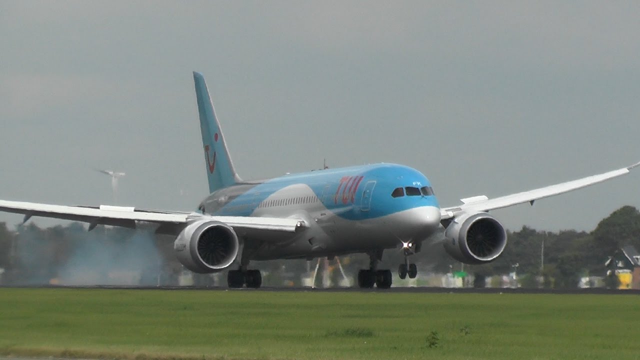 Boeing 787-8 Dreamliner TUI - Landing Schiphol - YouTube