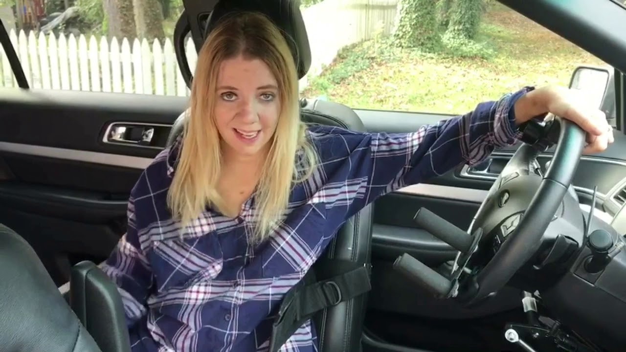 How I transfer into my drivers seat from my wheelchair (MXV Ford Explorer by BraunAbility) - YouTube