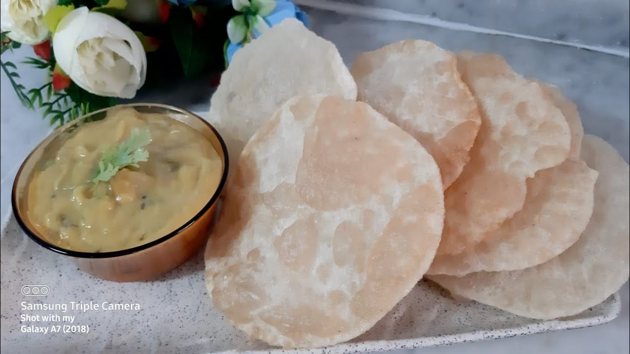 Poori with Besan Bhaji | Poori Bhaji Recipe | Poori Potata Masala ...