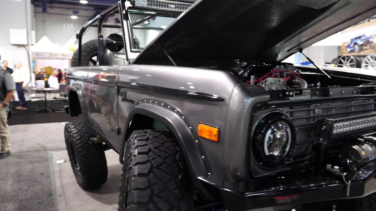 Ford Bronco 351W at SEMA 2017 - YouTube
