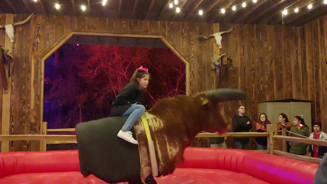 Bull Riding College Station, Texas 9 yr old Rhianna - YouTube