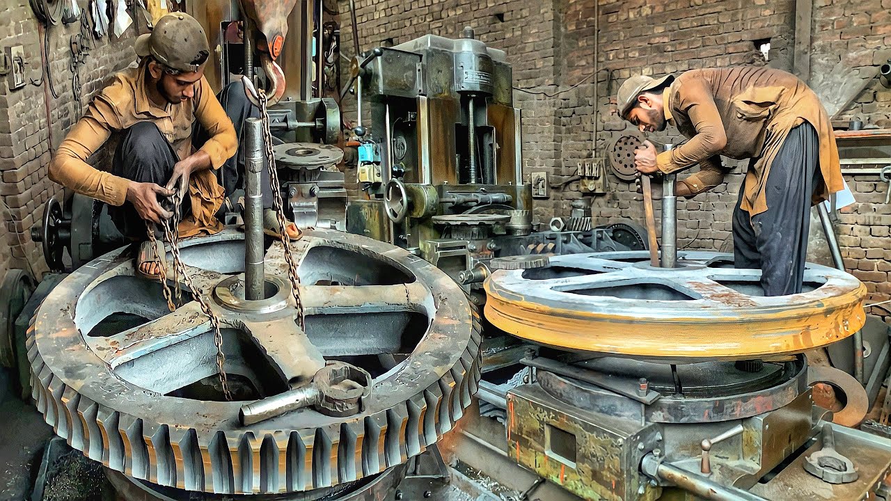 Amazing Largest Worm Gear Production || Huge Industrial gear Production ...