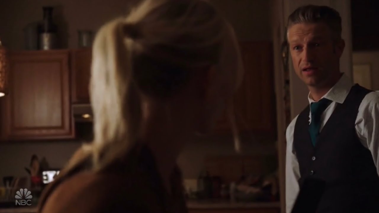 Rollins + Carisi 23x05 Scene 9: [Carisi calls to Rollins' apartment ...