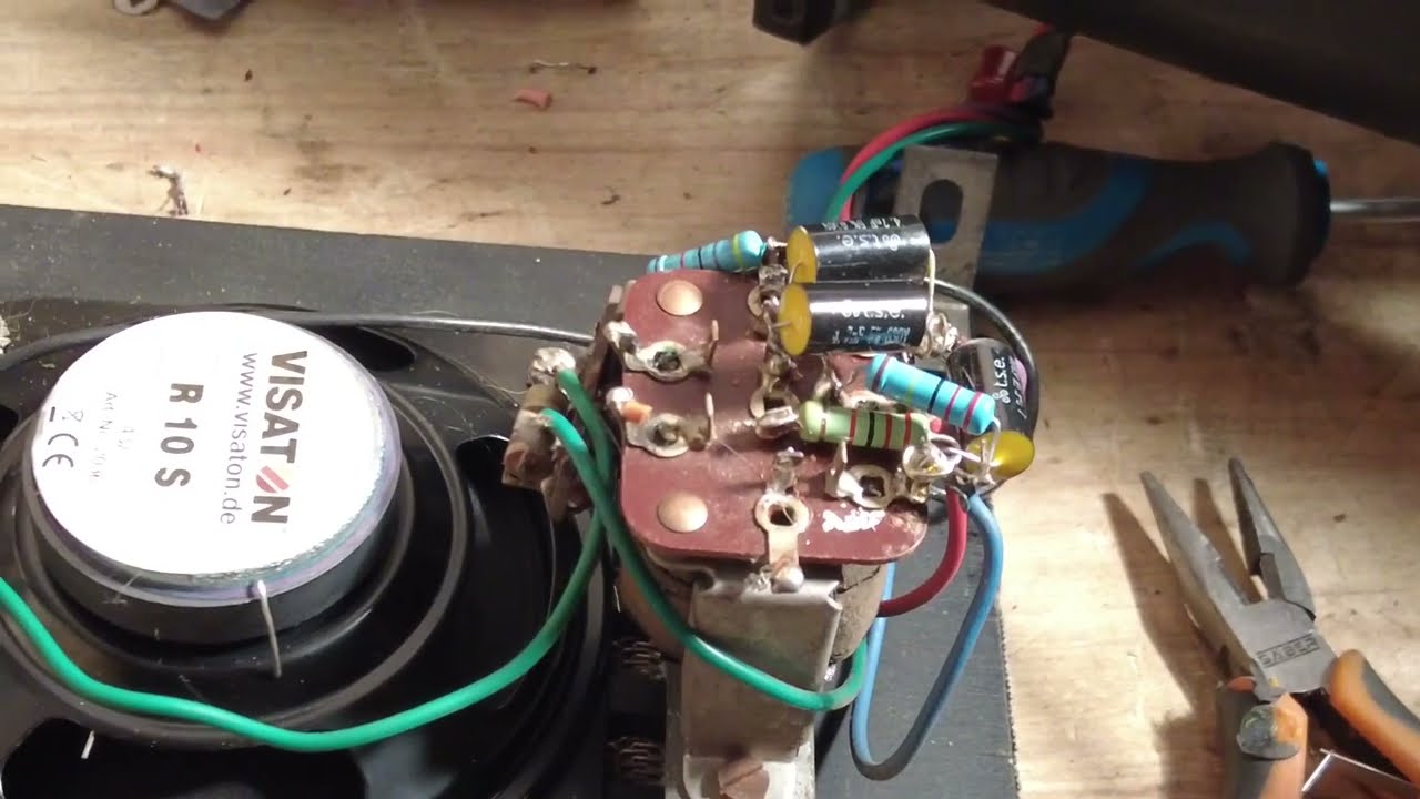 Bush Desktop Guitar Amp Conversion Part Two Changing the Speaker - YouTube