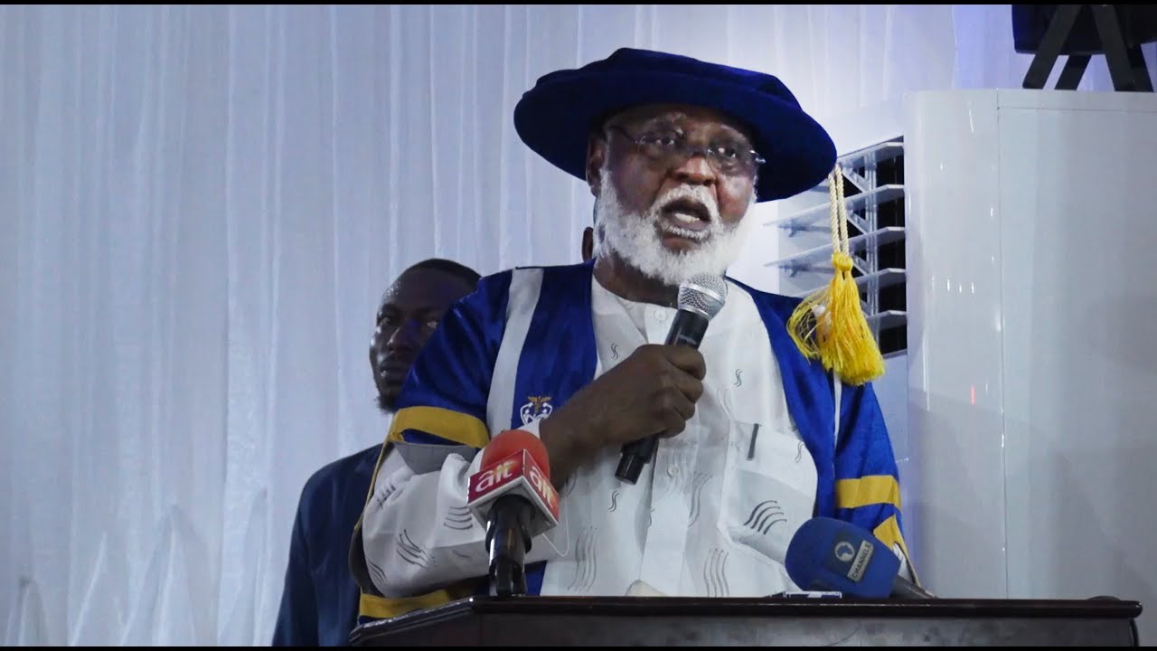Abdulsalam Abubakar Lands In Rivers: Ex-Head of State Speaks On The ...