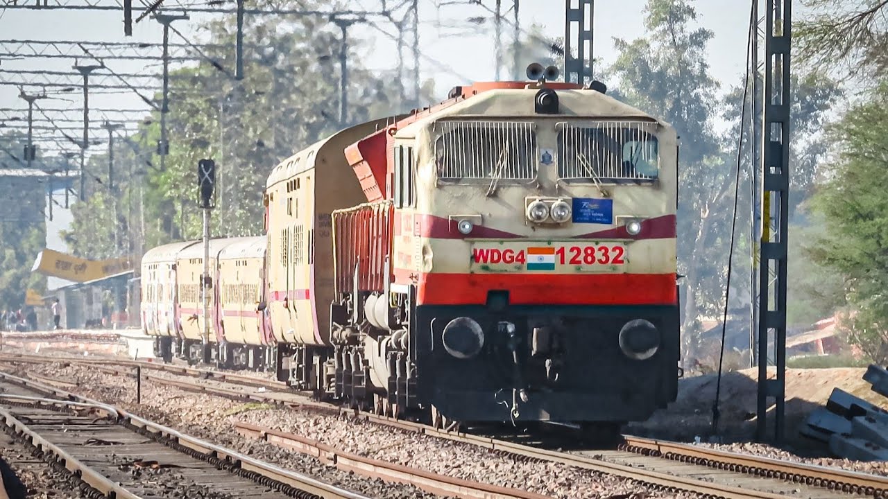 Emd Acceleration | Iron Man Livery Emd Locomotive With Hisar-Delhi ...