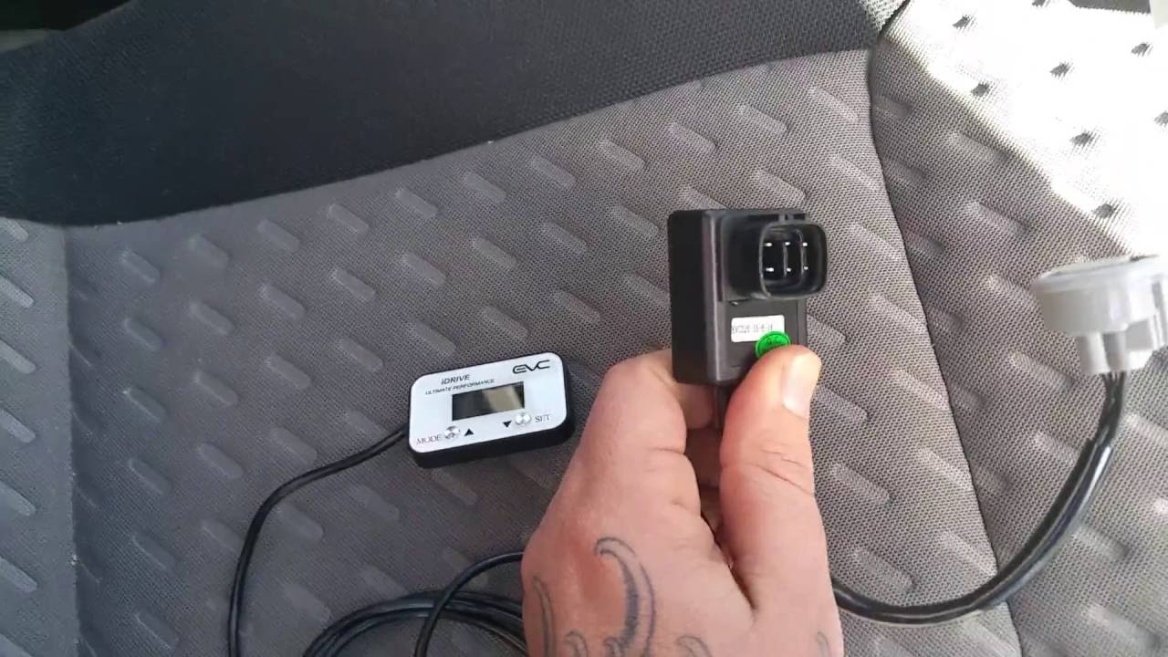 idrive windbooster install navara d22 yd25 - YouTube