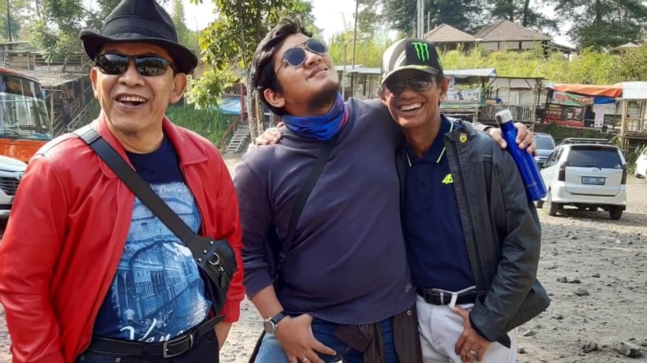 Family Tour H. Basran to Yogyakarta, Indonesia - YouTube