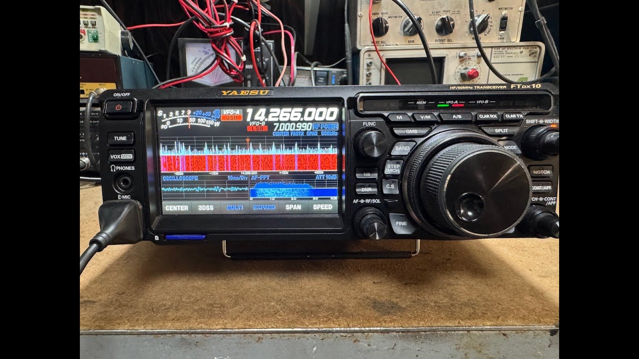 Yaesu FTDX-10 Transceiver Radio - YouTube