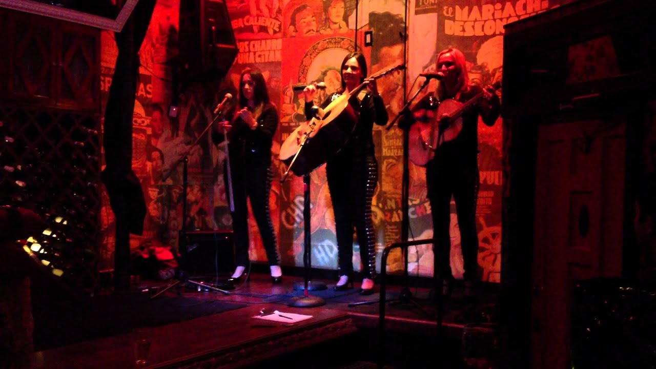 Trio Ellas Piece Of My Heart - YouTube