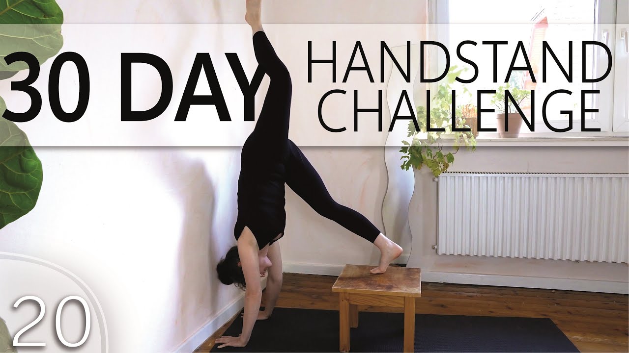 Build your handstand | Day 20 | The halfway handstand II - YouTube