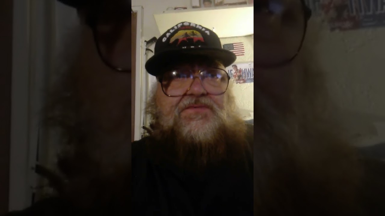 who invented Tupperware - YouTube