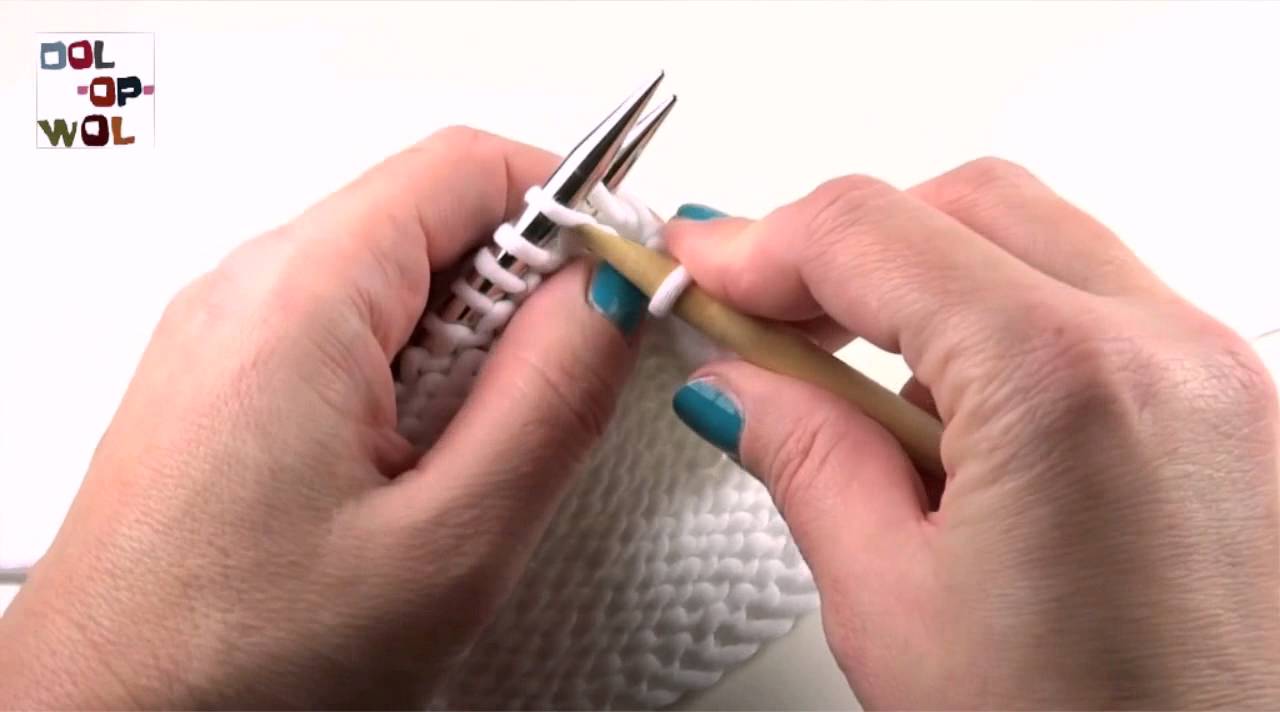 Breien, drie naalden afkanting. - YouTube