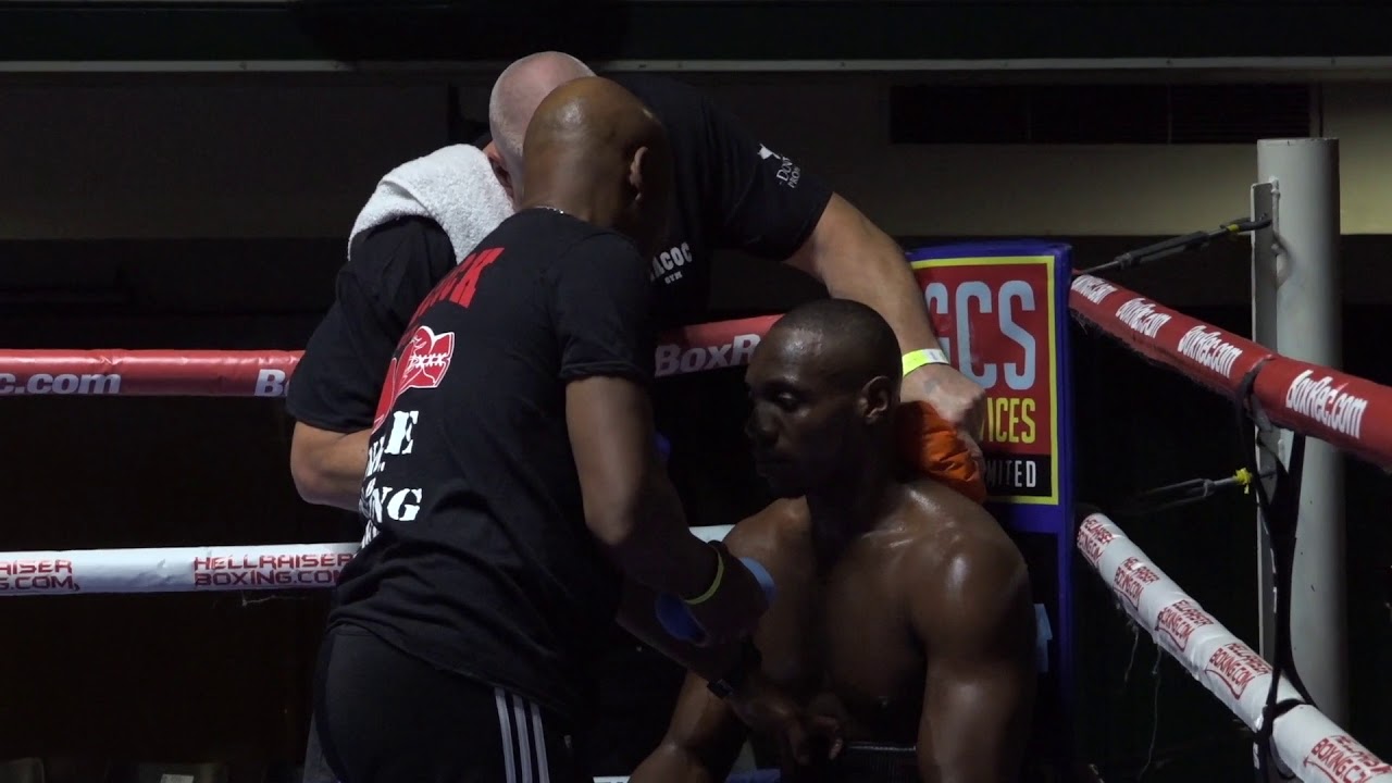 Andre Sterling vs Remigijus Ziausys - YouTube