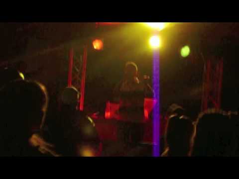 Manzish Live@ENERGETICA 2010 part 7 - niente da dirci