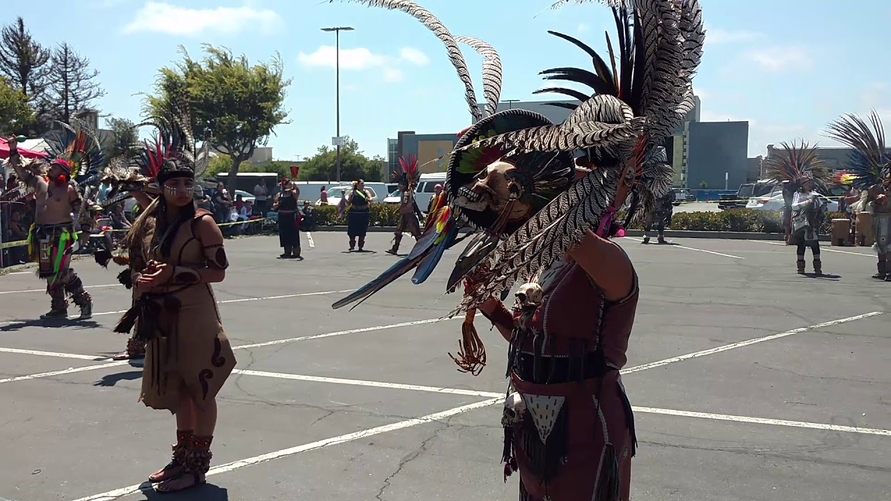 Aztec music and dance 1 - YouTube