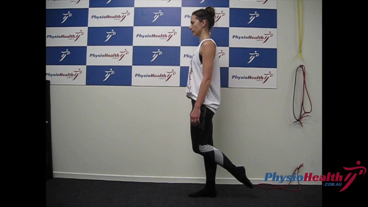Hamstring curls with theraband - YouTube