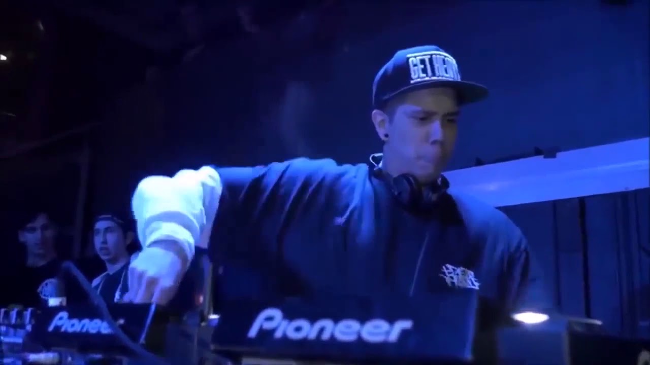 Hey Hey Monika - Riddim Dubstep Live set. - YouTube