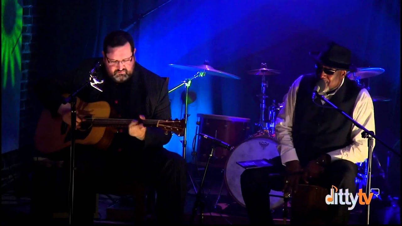 " Thumb A Ride " Big Daddy Wilson / Memphis Tennessee Ditty TV - YouTube