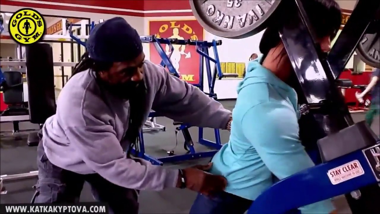 Standing chest supported 1 arm row on machine - YouTube