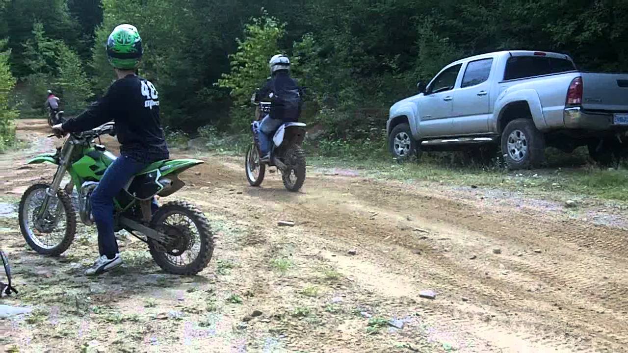 Small Jump, Atvs and Dirt Bikes - YouTube