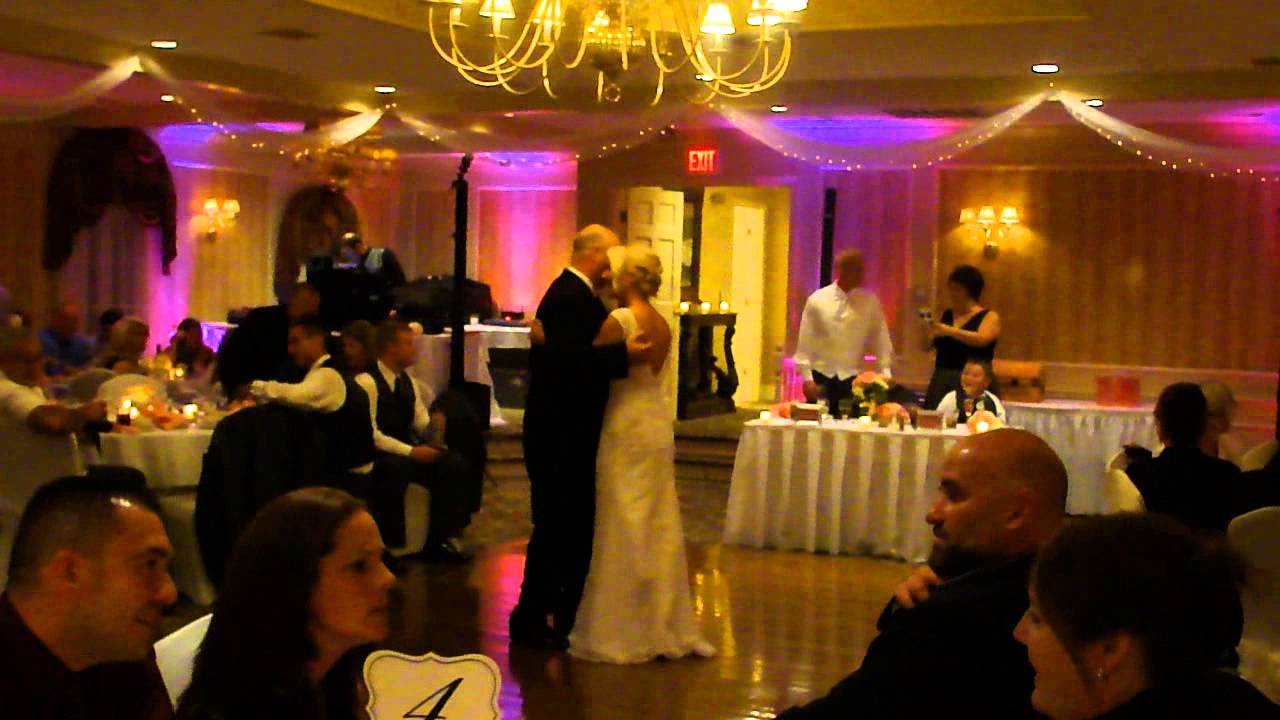 Tim Brown and Hayley Travers / Father Daughter dance - YouTube