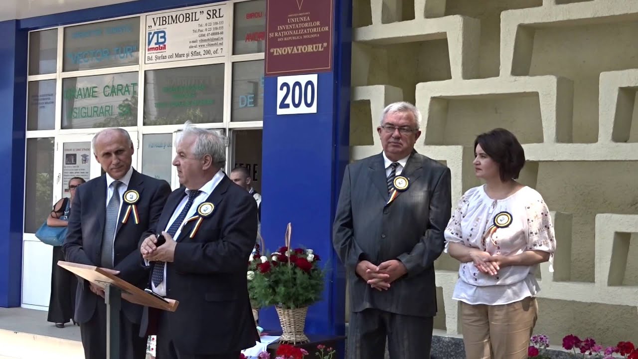 Dezvelirea bustului lui Constantin Stere - YouTube