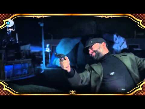 Arka sokaların ölmeyen komiseri 'Mesut' Şevket Çoruh - Beyaz Show