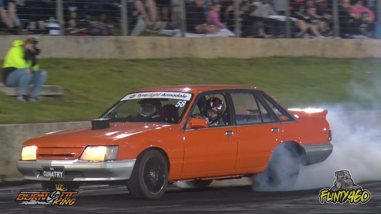 GUNATRY Commodore at Burnout King 2017 - YouTube