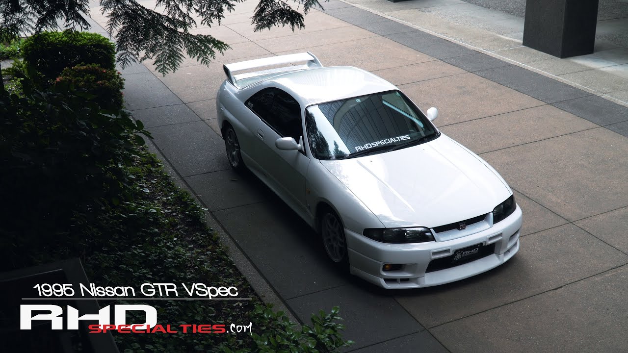 Godzilla Goals // 1995 Nissan Skyline R33 GTR VSpec - YouTube