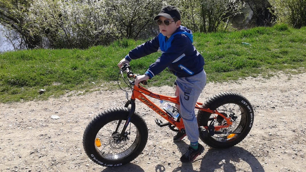 Fat bike ride - YouTube