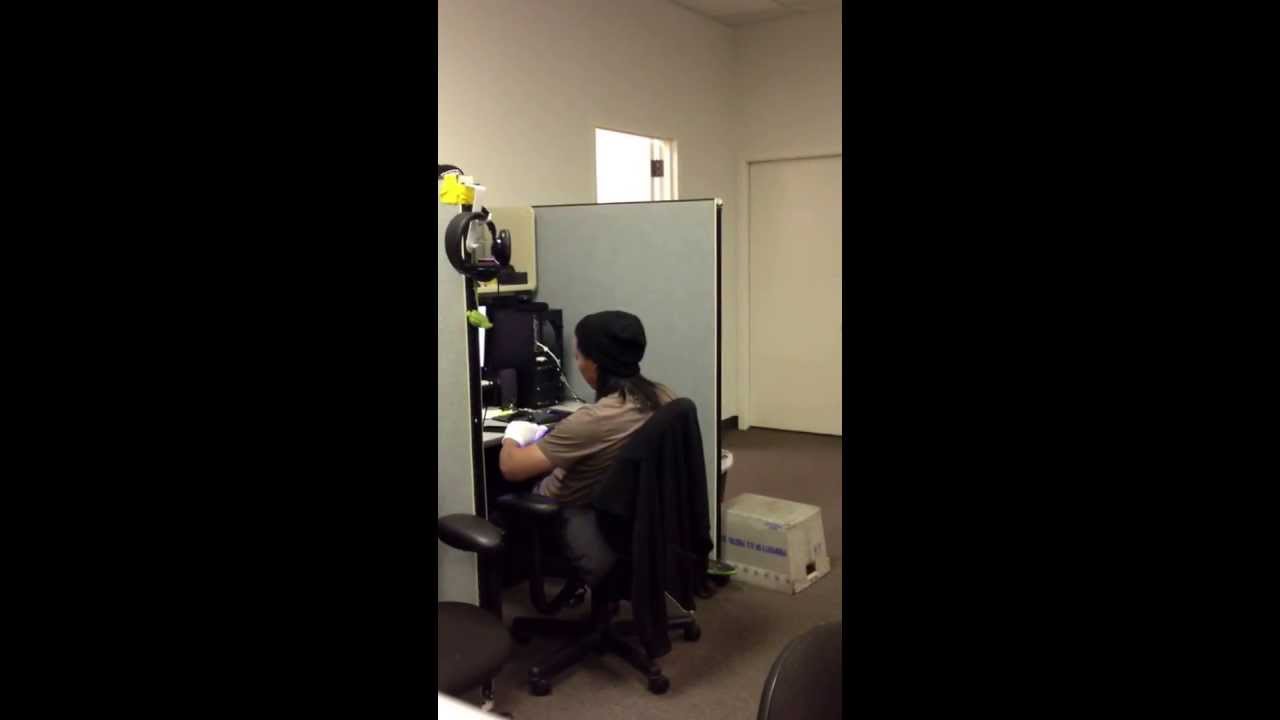 Camera dude caught in action. Practices when no one is looking. - YouTube