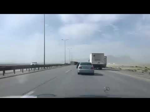 Külək TİR-ı aşırdı