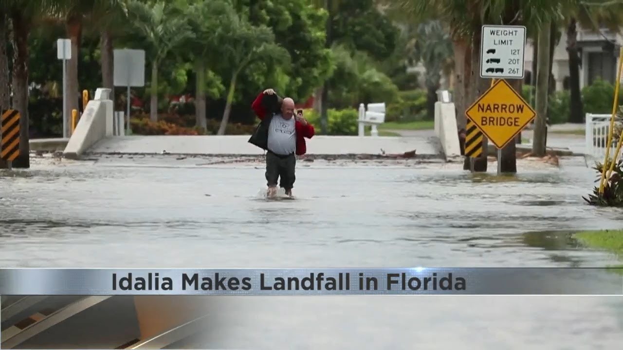 Hurricane Idalia makes landfall as a Category 3 - YouTube