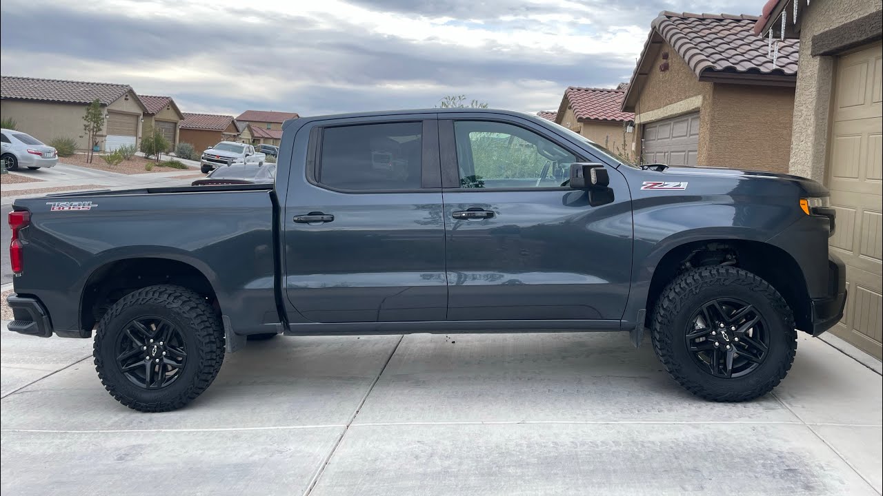 2021 Chevy Silverado trail boss Mickey Thompson Baja Boss 275/70R18 ...