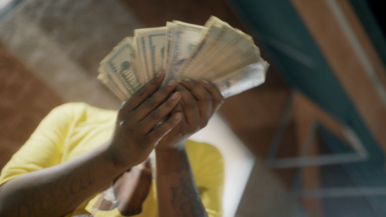 LOC SMOOV - PAPER CUTS (official video) *prod by @SicMusiq - YouTube