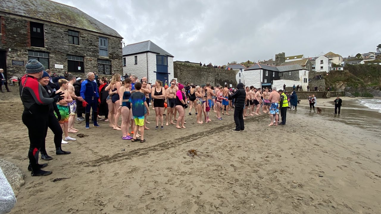 Gorran haven new years swim 2024 - YouTube