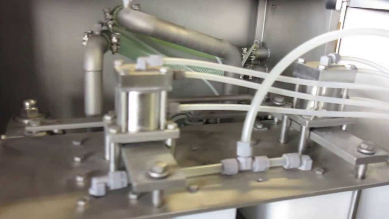 Use Poultry Tech Belam Wolfking Injector - YouTube