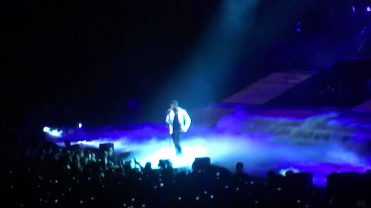 Usher Concert Berlin 2011 - YouTube