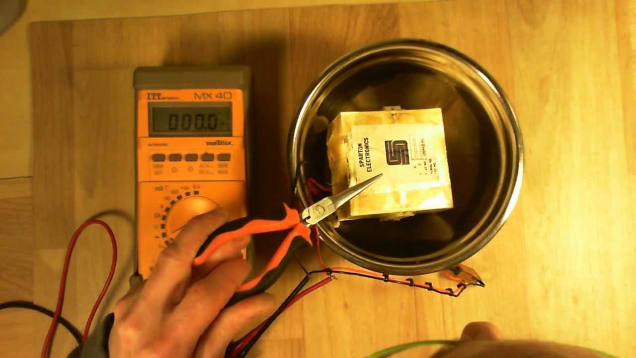 Test of the sonobuoy water activated battery - YouTube