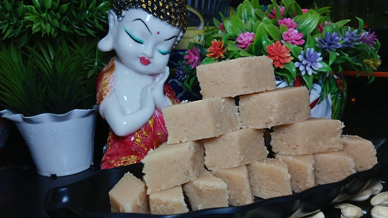 cashew burfi🥰🥰🥰😀#mundri cake - YouTube
