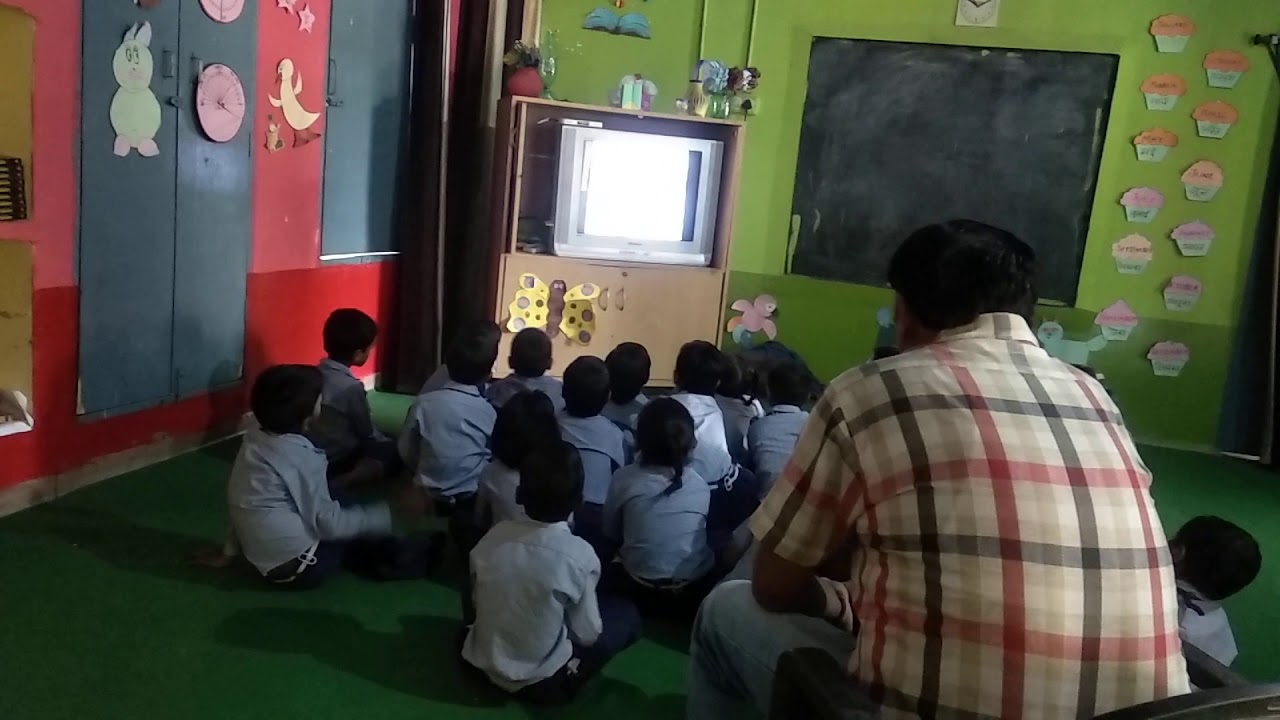 gps-chhaloundi-mein-ranjit-sir-second-class-ka-baccho-ko-english-ka