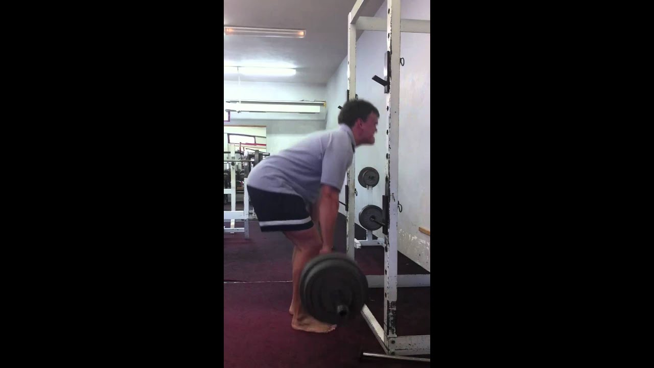 135 kg deadlift - YouTube