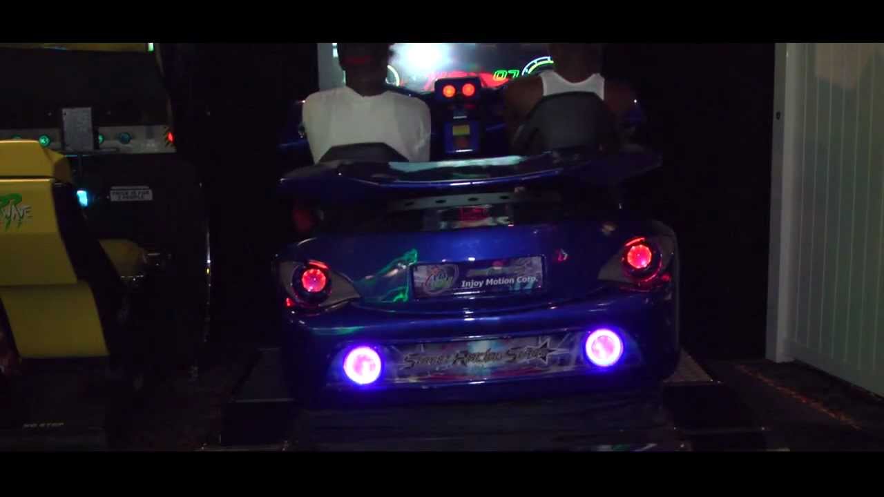 Street Racing Stars SDX2 - Video Arcade Racing Simulator - PrimeTime ...