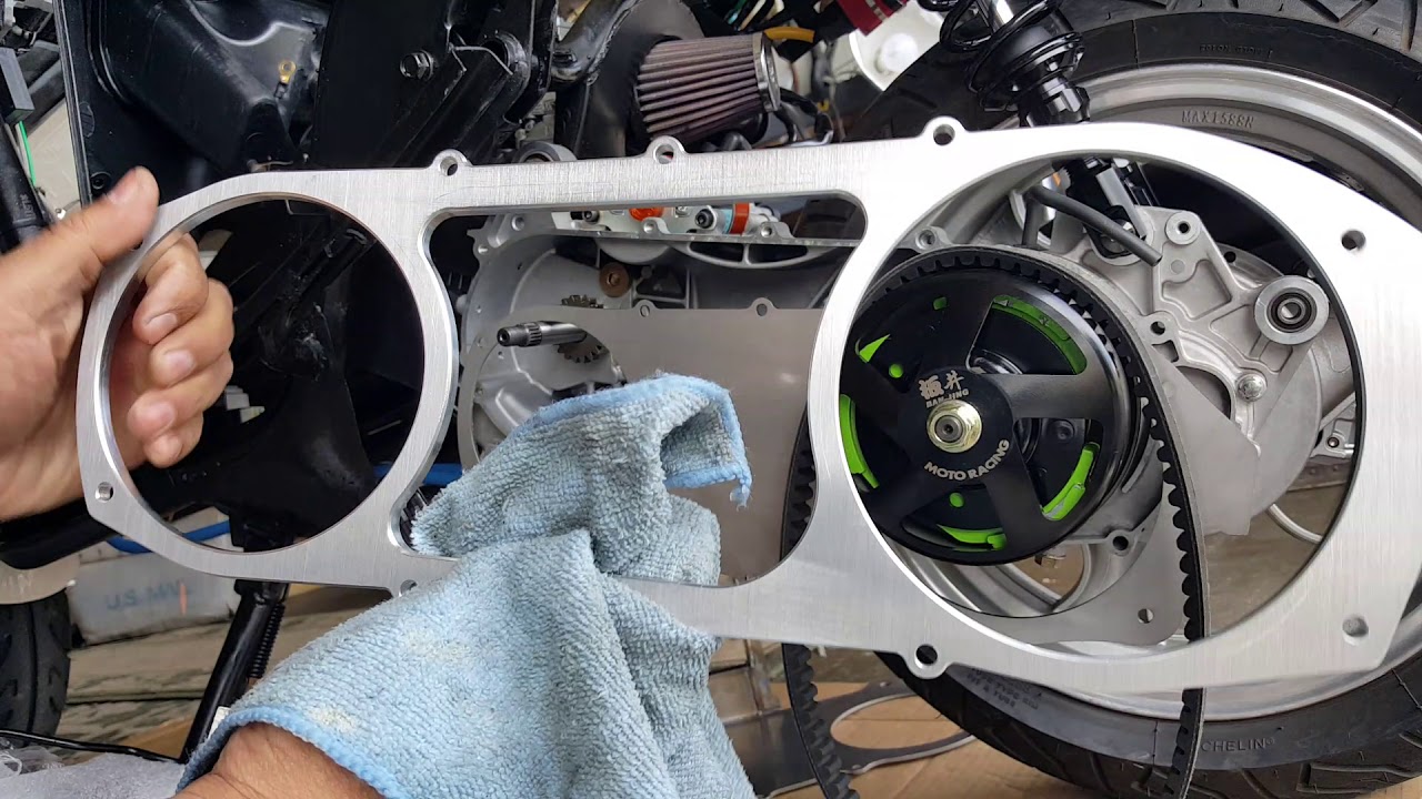 How to Install GY6 Clutch Springs and Ultimate Ankle Biter 5 of 6 - YouTube